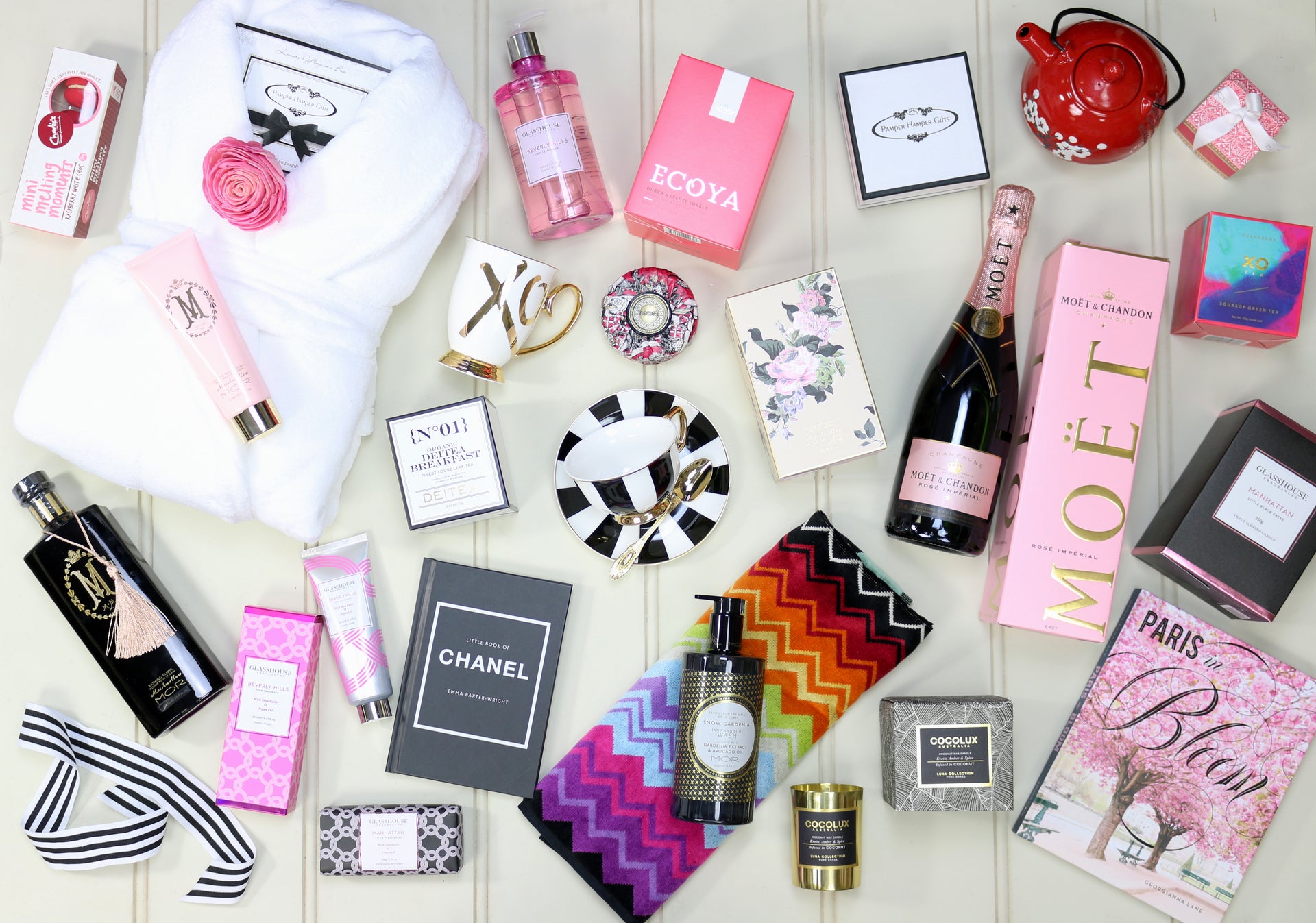 Luxury Gift Hampers for Her - Indulgent Luxury Hampers for Ladies